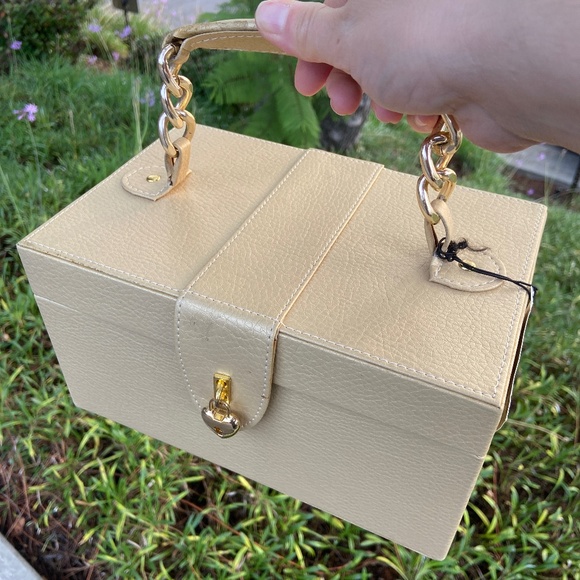 Juicy Couture | Bags | New Rare Y2k Juicy Couture Jewelry Box Makeup ...